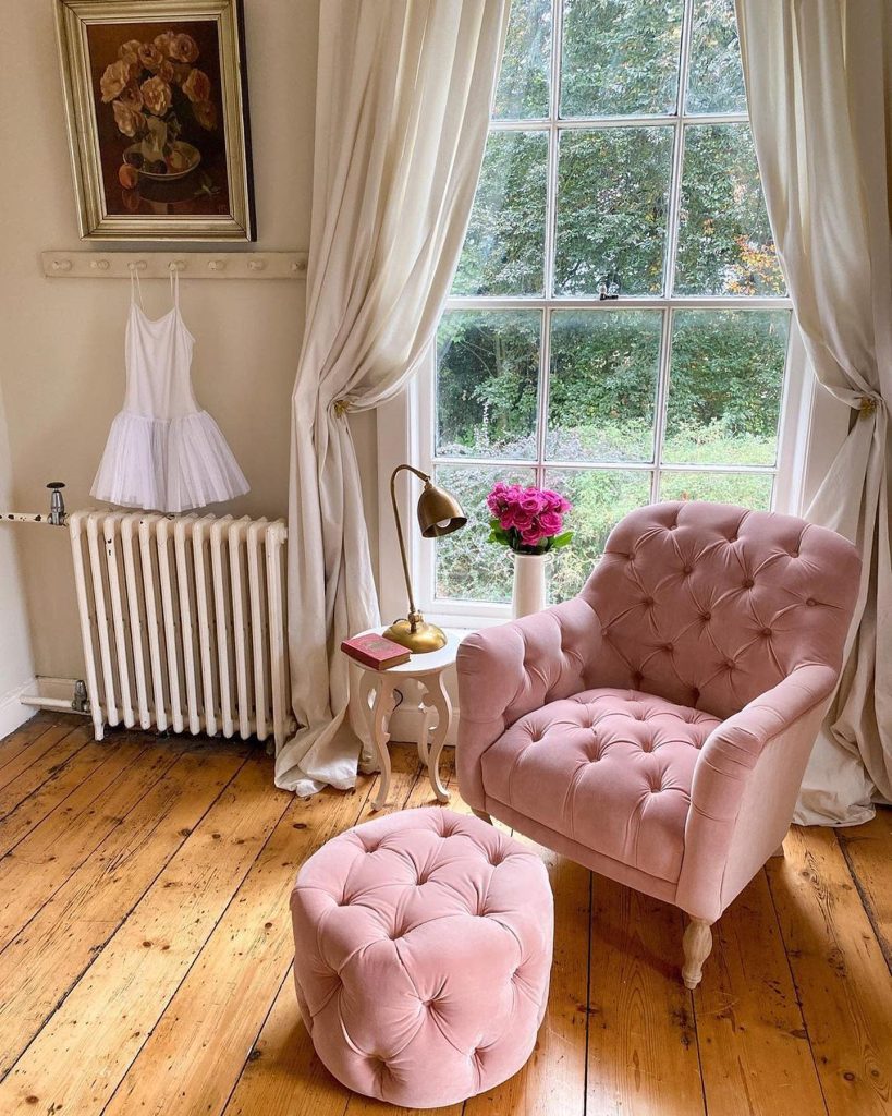 19 Beautiful Aesthetic Room Ideas - Trendey