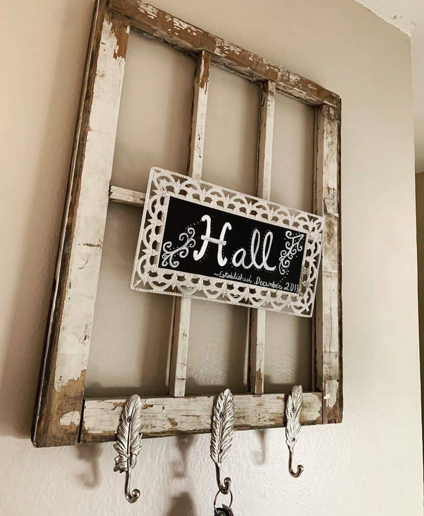 17 DIY Repurposed Old Window Ideas (Get Creative!)
