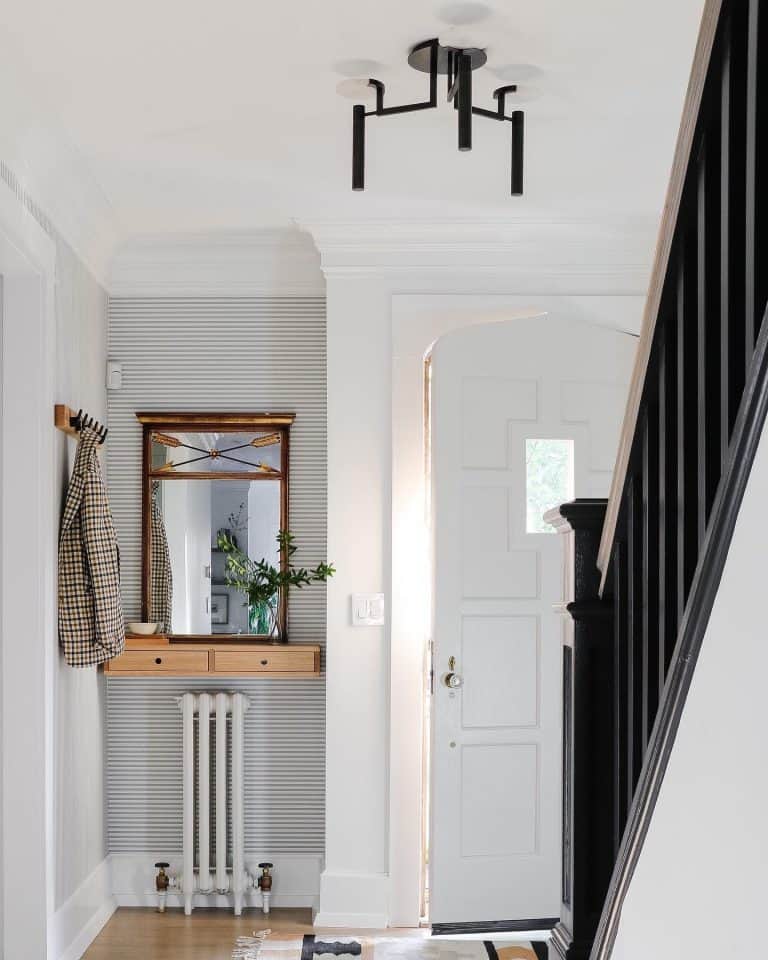 9 Small Entryway Ideas - Trendey