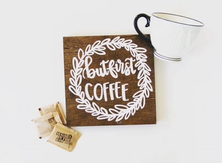 10 DIY Wood Sign Ideas for Your Home - Trendey