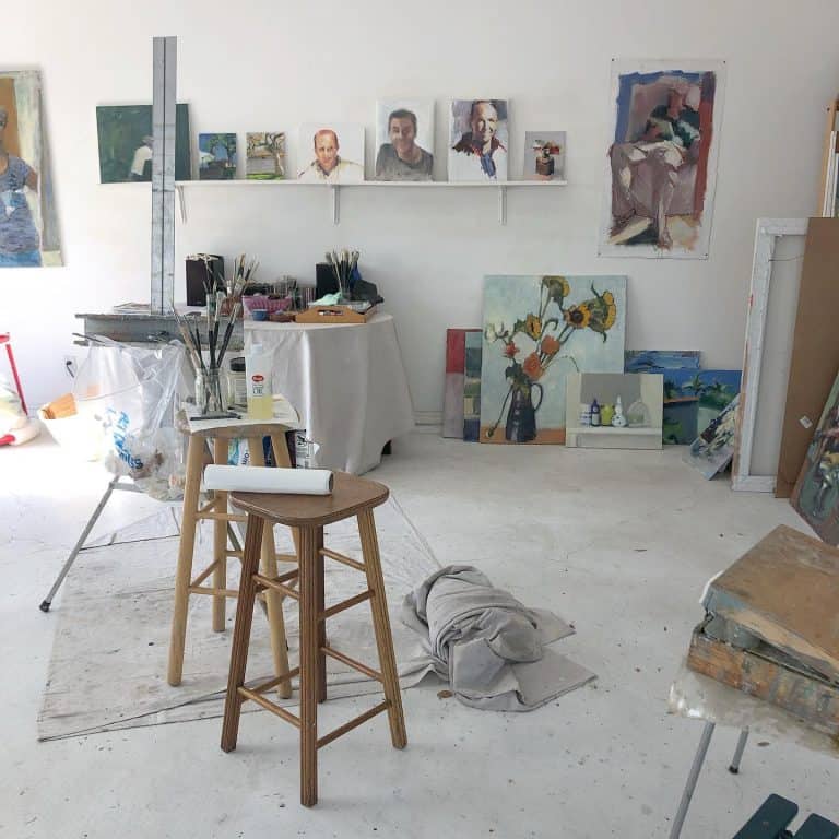 22 Inspiring and Creative Art Studio Ideas - Trendey