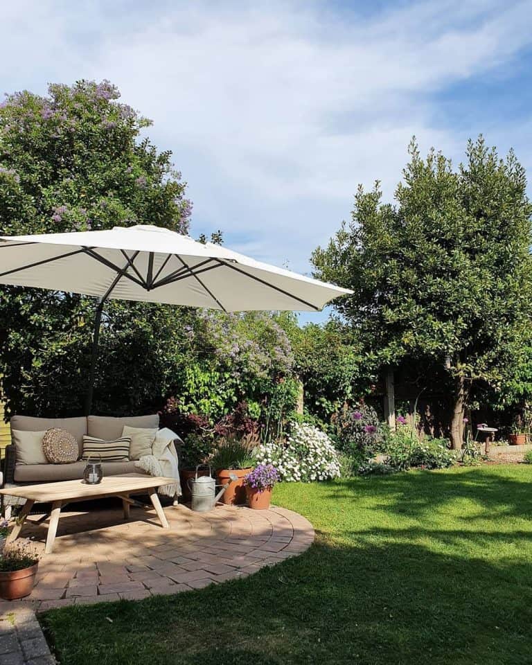 24 Outdoor Shade Ideas for Your Patio and Backyard - Trendey