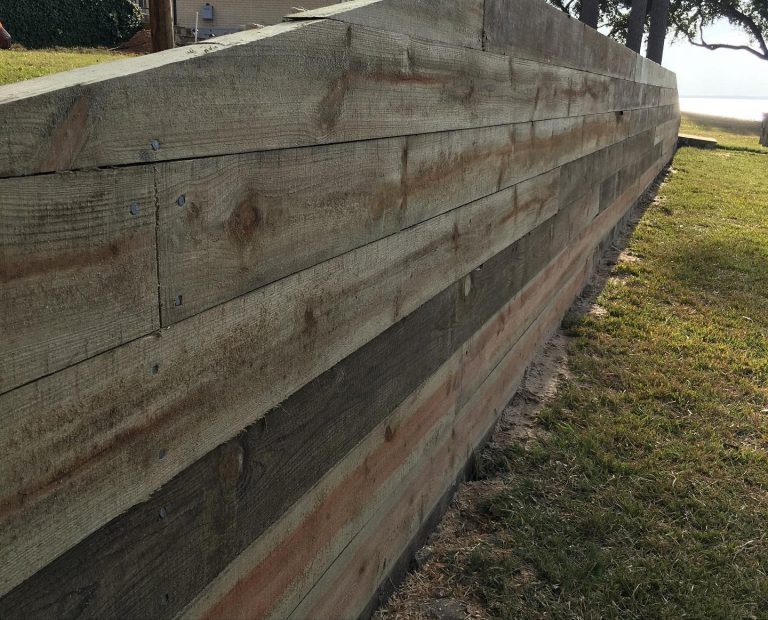 12 Inexpensive Retaining Wall Ideas for Your Backyard