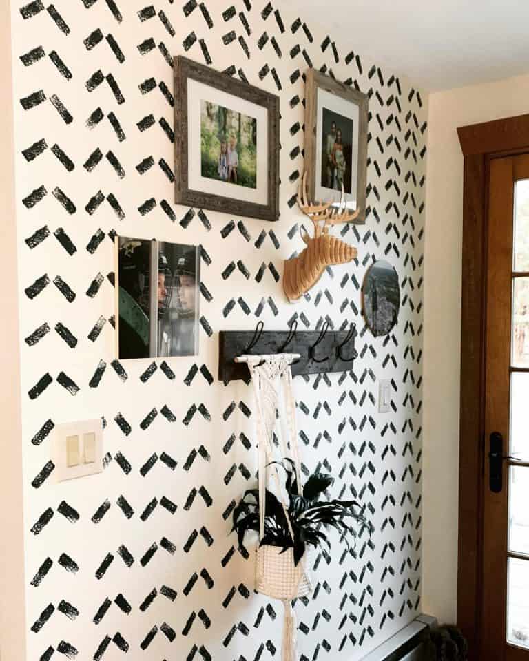 21 Creative Wall Collage Ideas