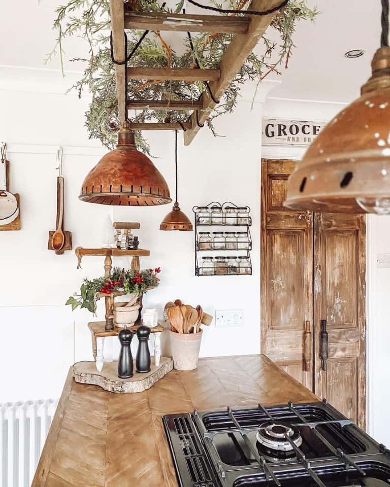 12 Must-See Rustic Kitchen Ideas - Vintage Inspired