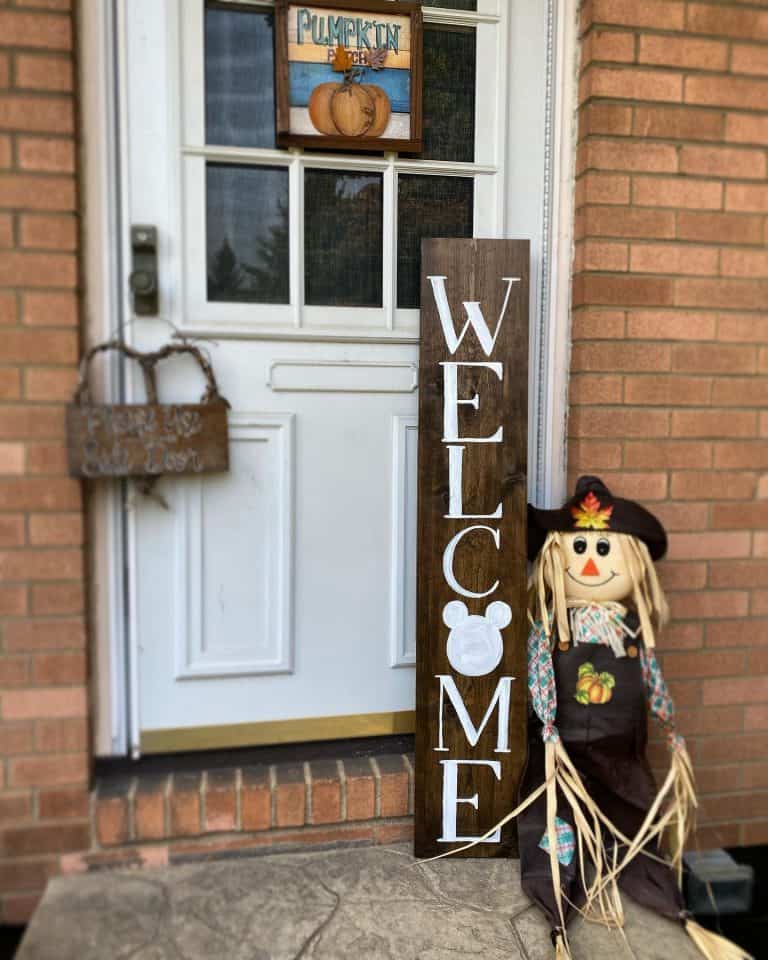 10 Creative Welcome Sign Ideas for Different Spaces - Trendey