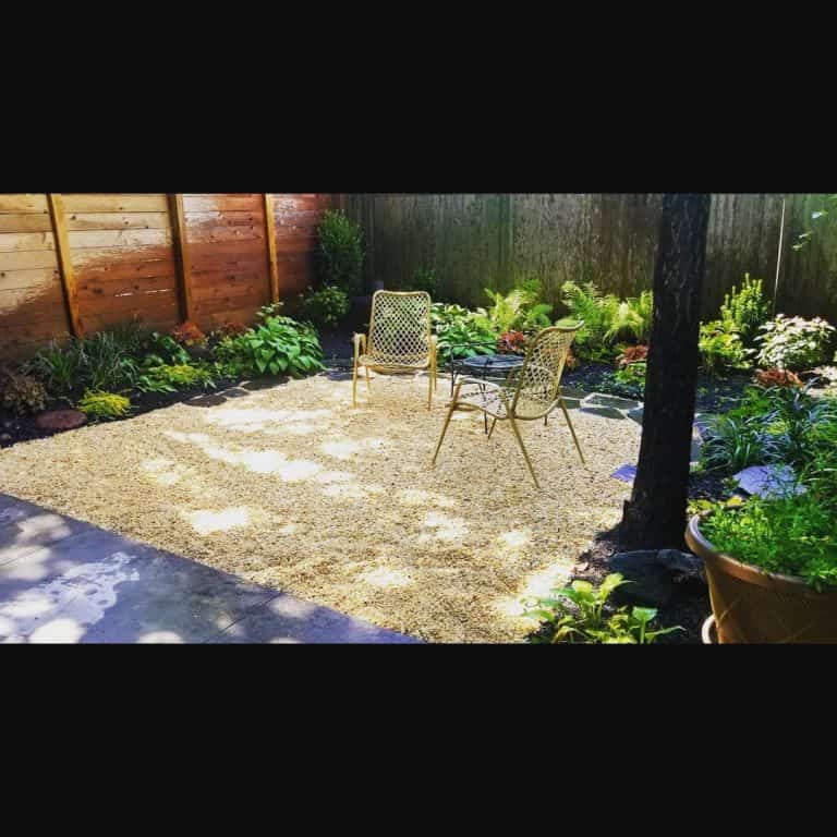 39 Best Stone Patio Ideas for Your Backyard (with Pictures)