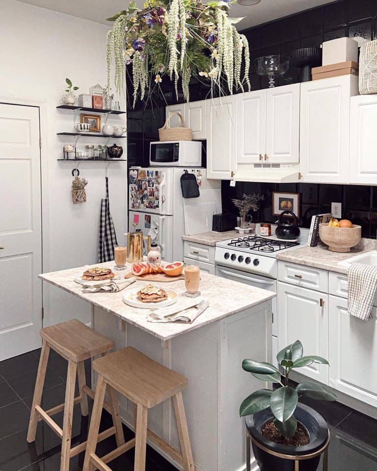 Small Apartment Storage and Organization Ideas