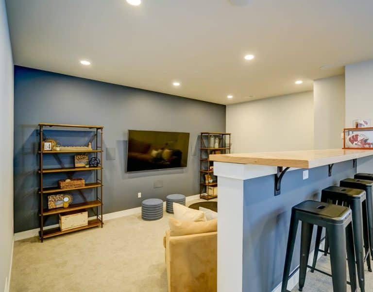 46 Unique and Inexpensive Basement Ceiling Ideas