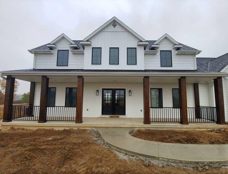 10 Front Porch Railing Ideas