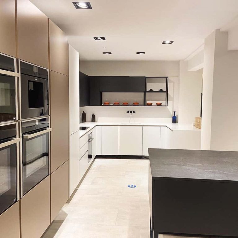 10 Kitchen Cabinet Color Ideas and Schemes - Trendey