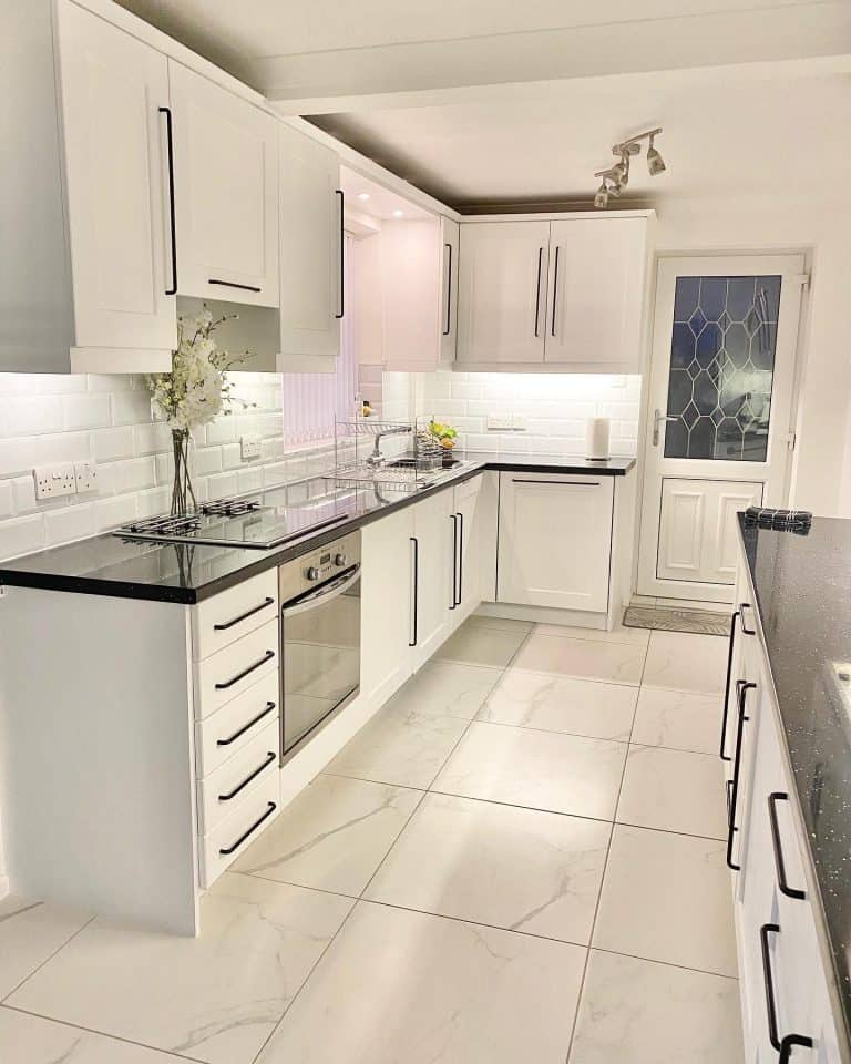 9 Best Kitchen Floor Tile Ideas and Tips (Unique Flooring Designs)