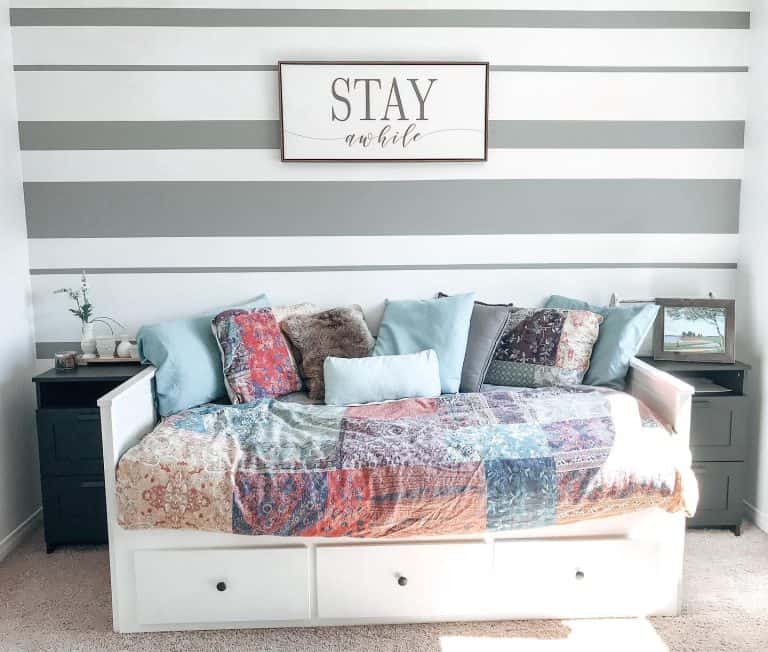 12 Daybed Ideas for a Cozy Sleeping Space