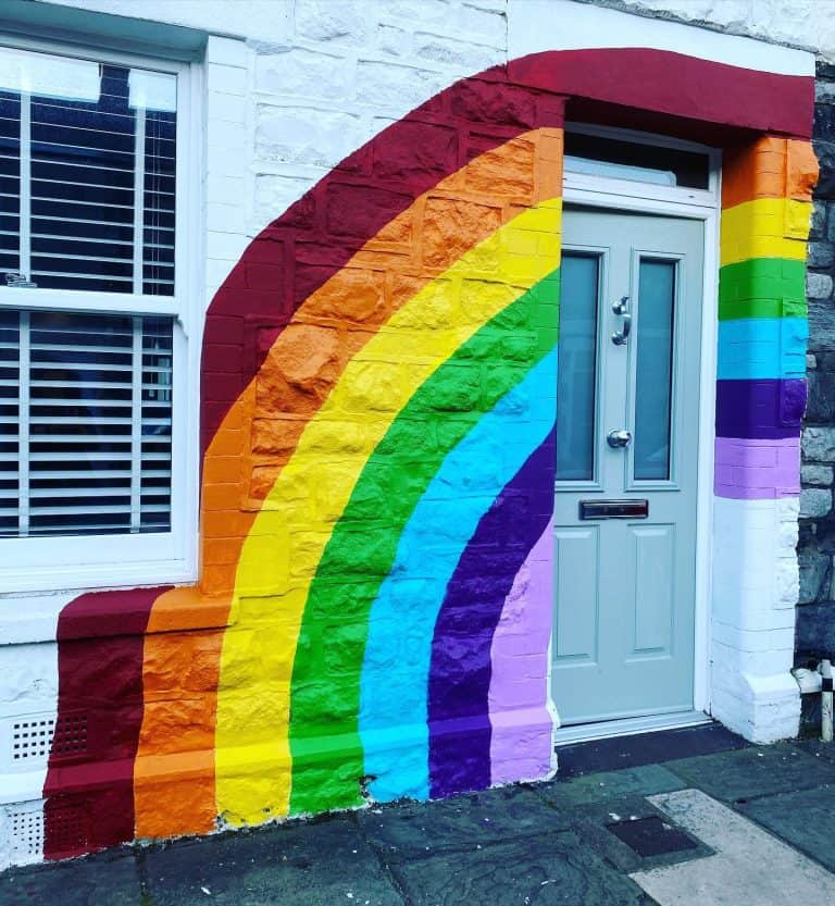 16 Inviting Colors to Paint a Front Door