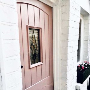 16 Inviting Colors to Paint a Front Door
