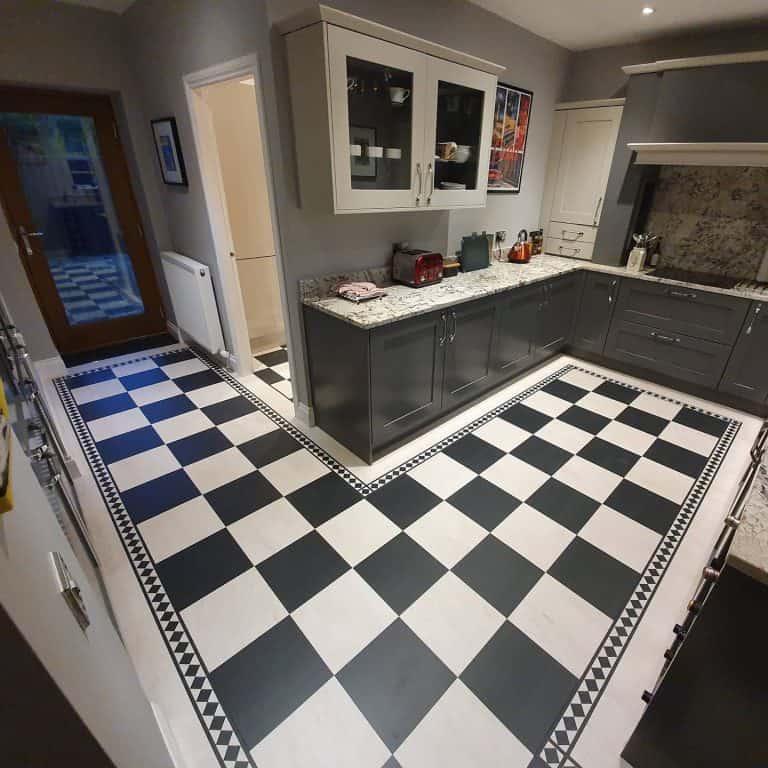 13 Kitchen Flooring Ideas - Stylish and Practical - Trendey