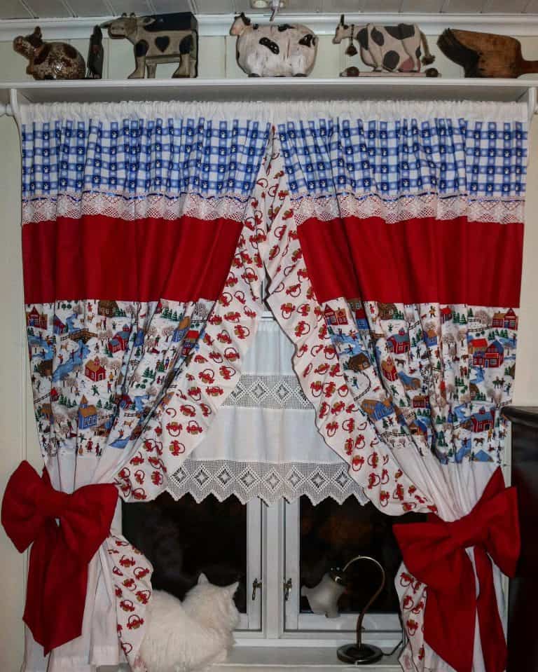 13 Kitchen Curtain Ideas (Different Designs and Patterns)