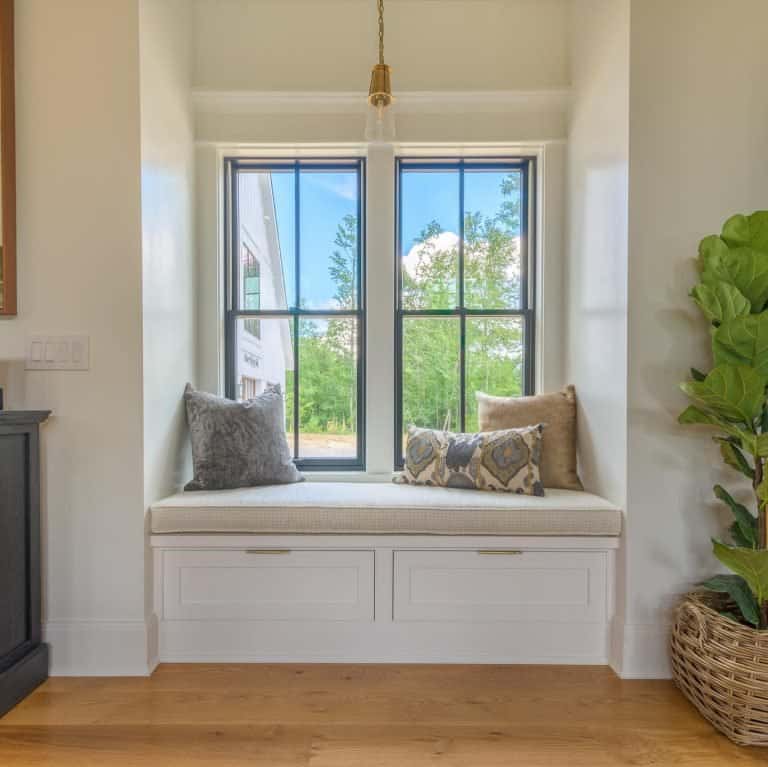 25 Inspirational Window Seat Ideas That are Super Cozy