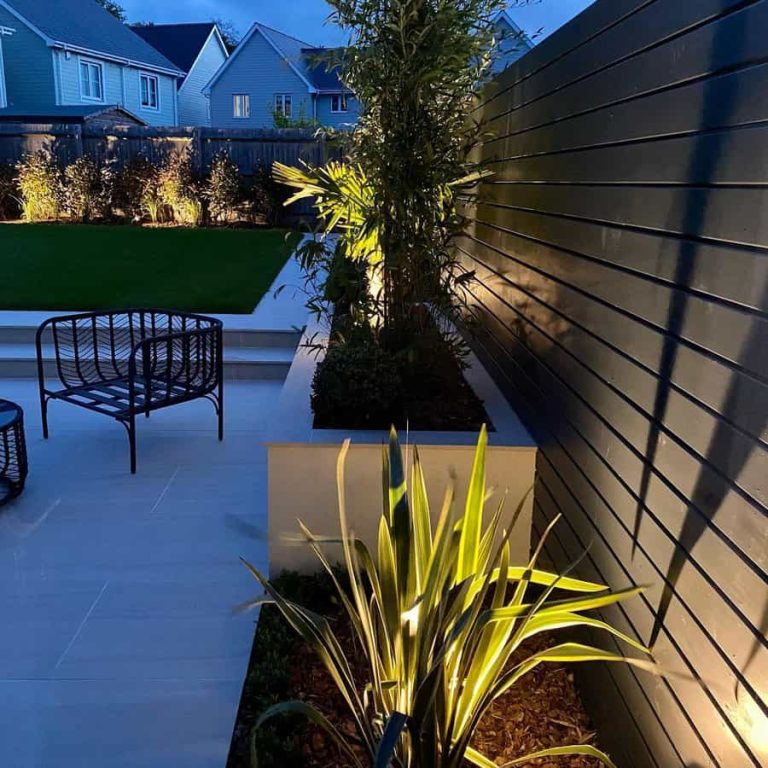 14 Garden Wall Ideas for Your Landscape