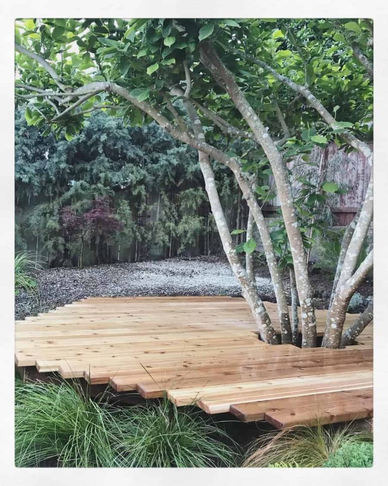 23 Floating Deck Ideas for Your Backyard - Trendey