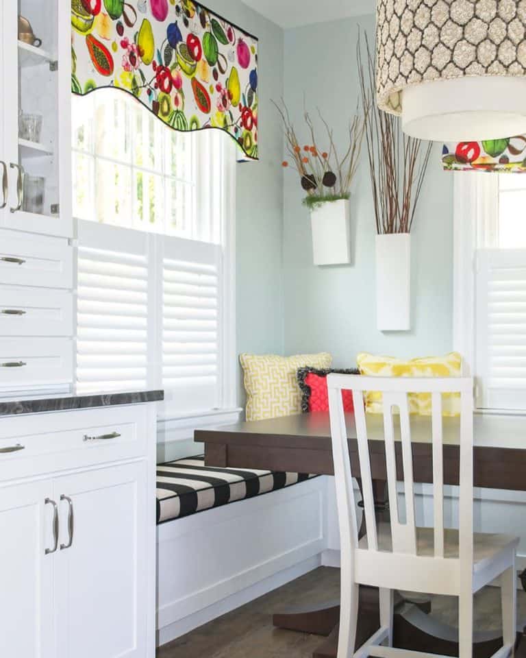 15 Kitchen Valance Ideas to Dress Windows