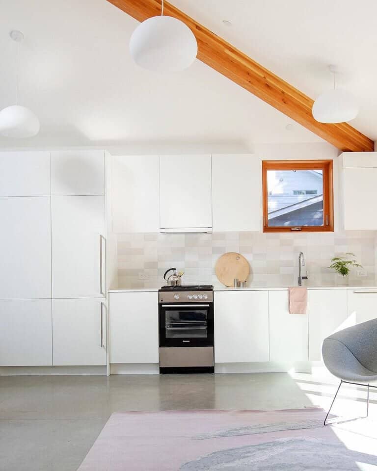 25 White Kitchen Cabinet Design Ideas (with Pictures) - Trendey