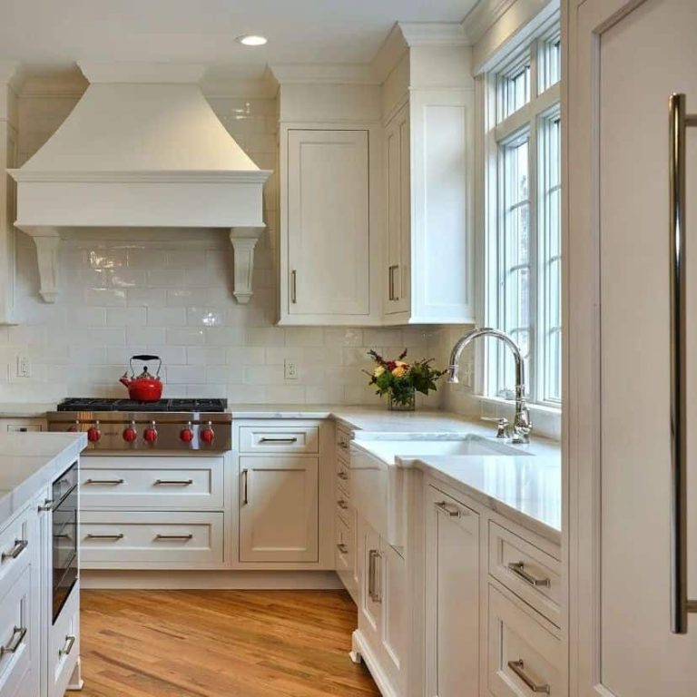 25 White Kitchen Cabinet Design Ideas (with Pictures) - Trendey