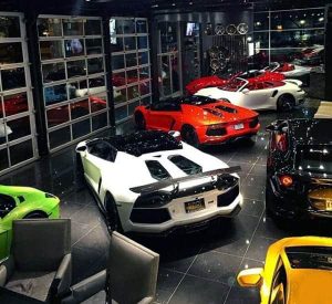 16 Luxury Garage Ideas for Car Enthusiasts - Trendey